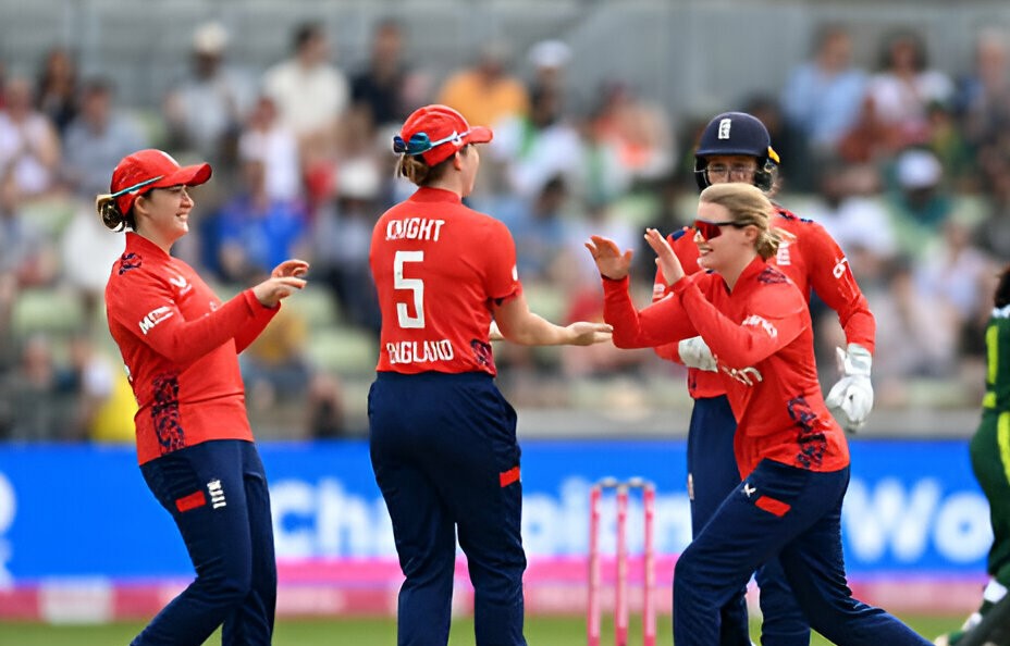 England script triumph in first T20I after shaky start | Press Release | PCB
