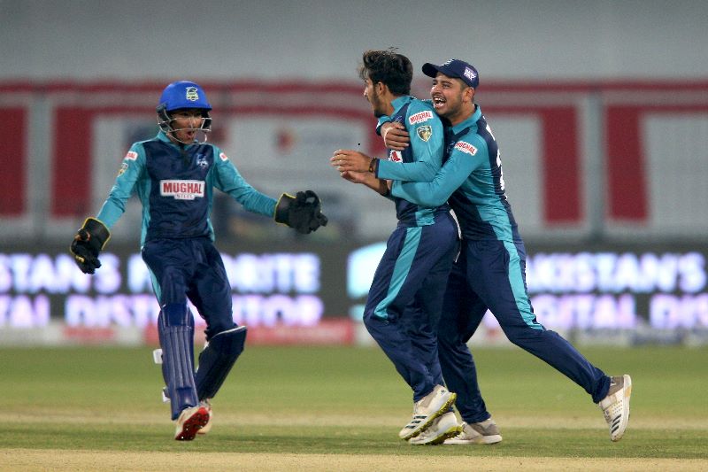 Arafat shines with bat and ball as Sharks maintain unbeaten record ...