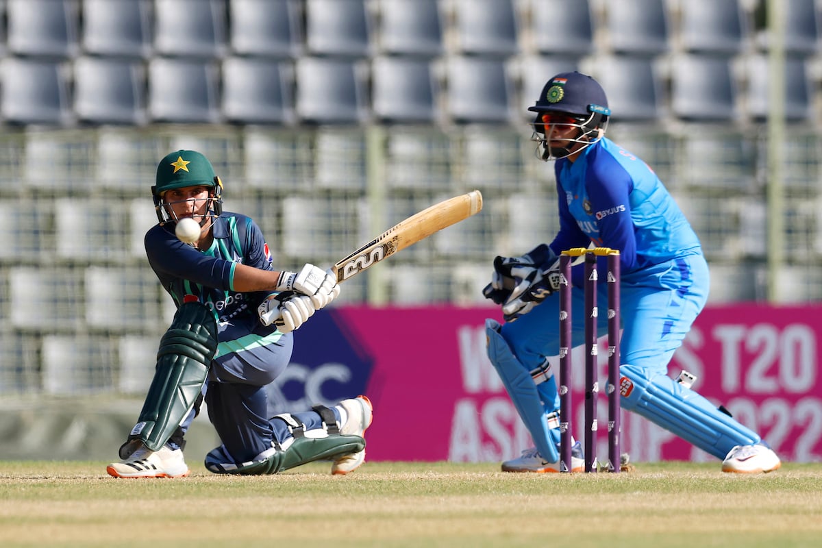 Stellar Nida Dar scripts Pakistan's famous win over India | Press ...