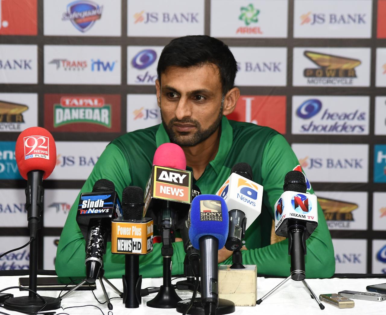 Malik hopes conditions favour new-look Pakistan in Australia ODIs ...