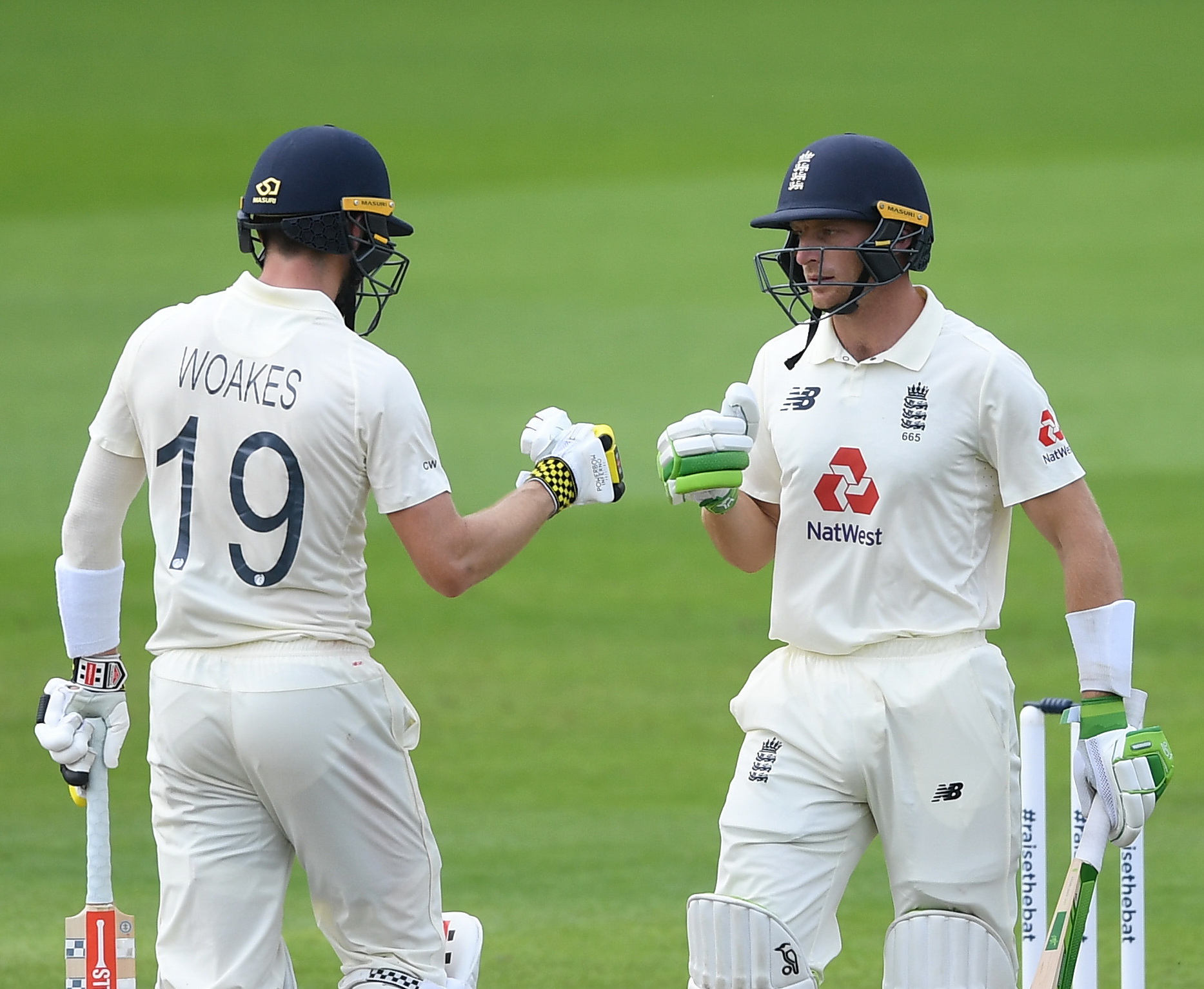 England win thrilling Old Trafford Test to take 1-0 lead | Press ...