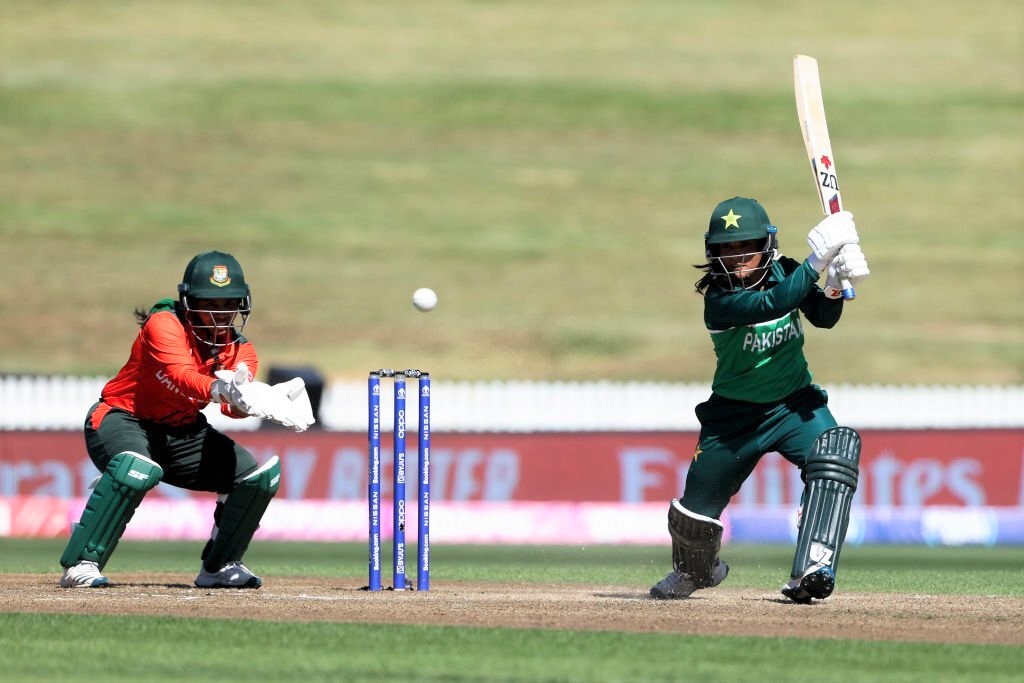 Sidra Amin's century in vain | Press Release | PCB