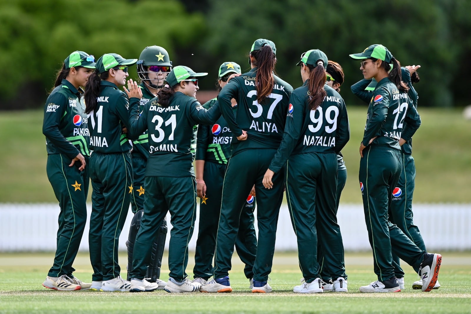 Nida Dar's four-fer gives Pakistan women's team a winning start on New ...
