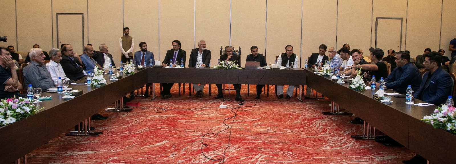 Chairman PCB meets former cricketers to discuss development strategies ...
